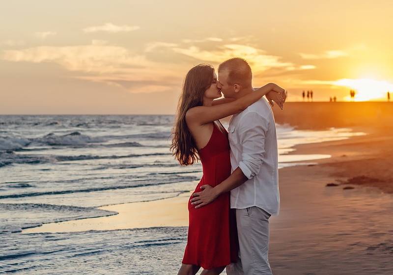 Dia do Beijo: sabia que beijar aumenta a imunidade e até ajuda a ...